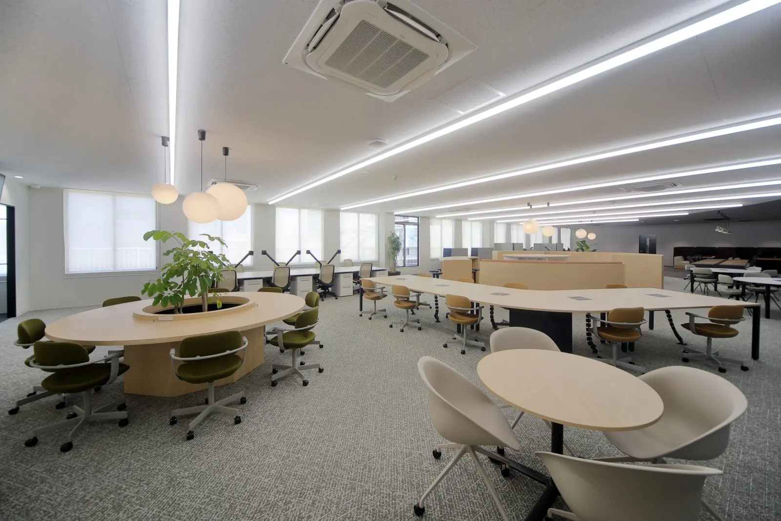 オタフクホールディングス株式会社 | ITOKI WORK-Style Design